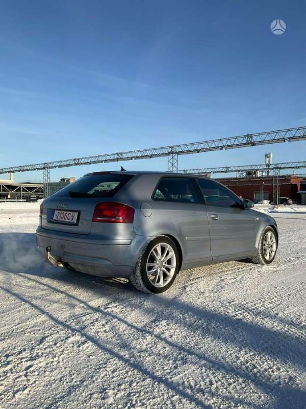 Pelēks Audi A3 2005 Kauņa, ar dzinēja tilpumu 1.97 L un nobraukumu 260 tūkst. km par 3600 €, foto 4 vietnē AUTOMOTO.COM.LV