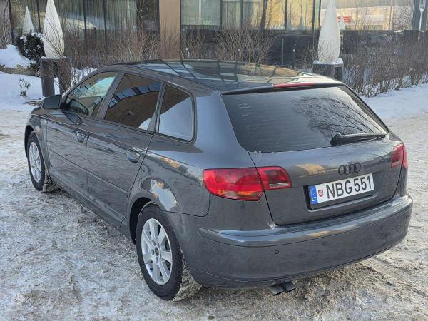 Pelēks Audi A3 2005 Viļņa, ar dzinēja tilpumu 1.97 L un nobraukumu 357 tūkst. km par 1650 €, foto 4 vietnē AUTOMOTO.COM.LV