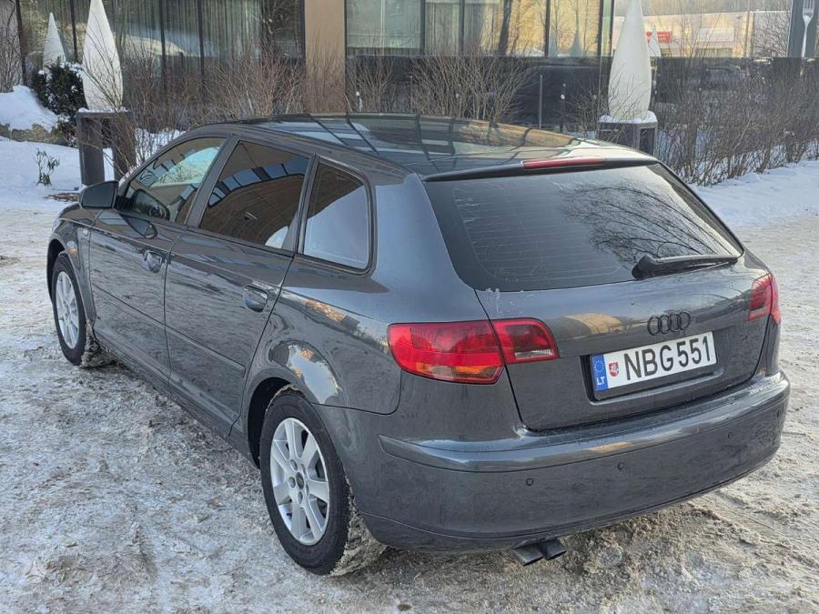 Pelēks Audi A3 2005 Viļņa, ar dzinēja tilpumu 1.97 L un nobraukumu 357 tūkst. km par 1650 €, foto 4 vietnē AUTOMOTO.COM.LV