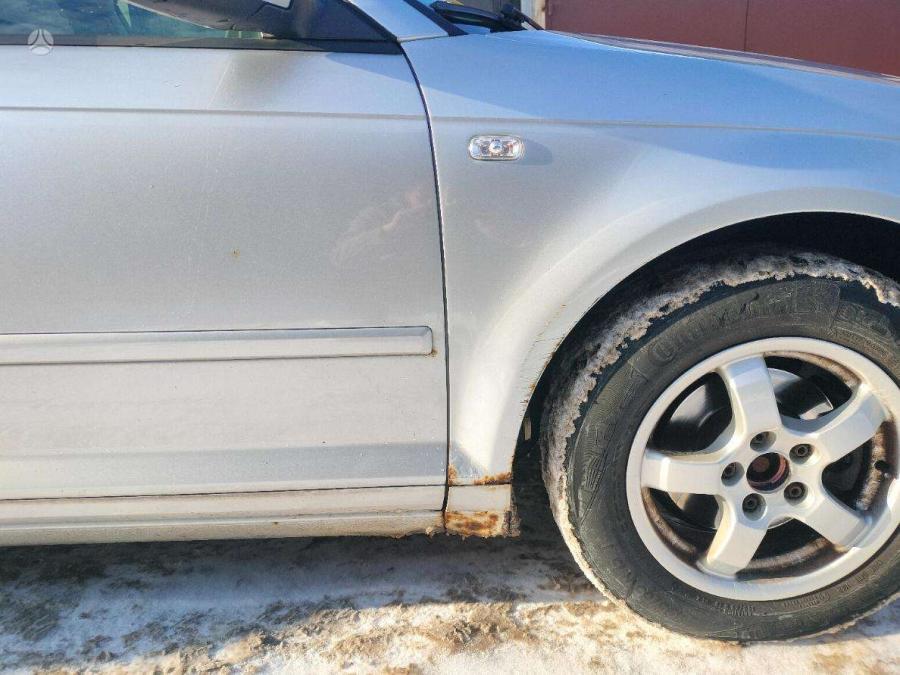 Pelēks Audi A3 2005 Kauņa, ar dzinēja tilpumu 1.60 L un nobraukumu 241 tūkst. km par 1800 €, foto 5 vietnē AUTOMOTO.COM.LV