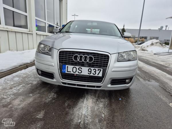 Pelēks Audi A3 2005 Kauņa, ar dzinēja tilpumu 1.60 L un nobraukumu 241 tūkst. km par 1500 €, foto 5 vietnē AUTOMOTO.COM.LV