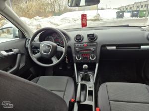 Pelēks Audi A3 2005 Kauņa, ar dzinēja tilpumu 1.60 L un nobraukumu 241 tūkst. km par 1500 €, foto 13 vietnē AUTOMOTO.COM.LV