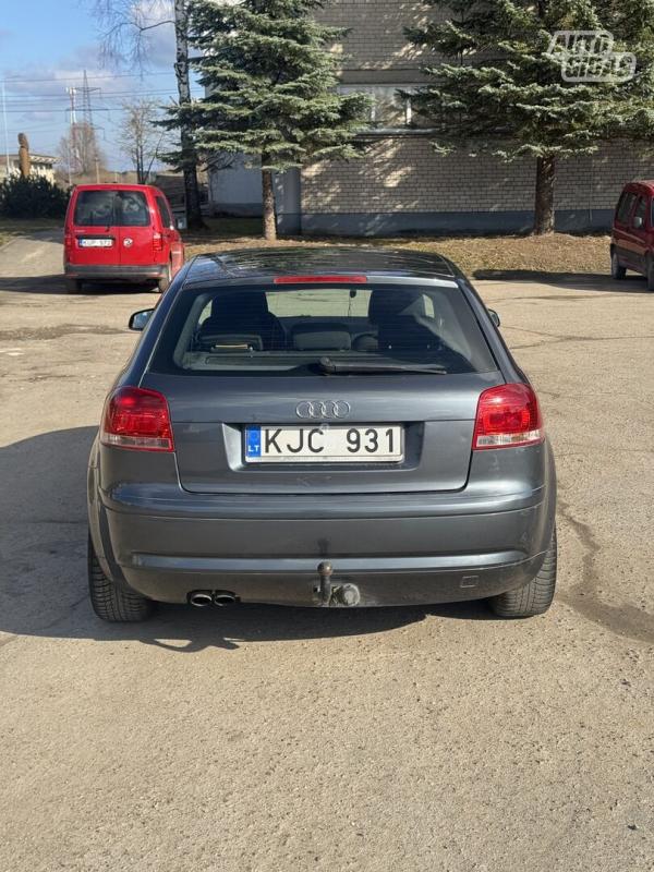 Pelēks Audi A3 2005 Kauņa, ar dzinēja tilpumu 2.00 L un nobraukumu 354 tūkst. km par 1700 €, foto 3 vietnē AUTOMOTO.COM.LV