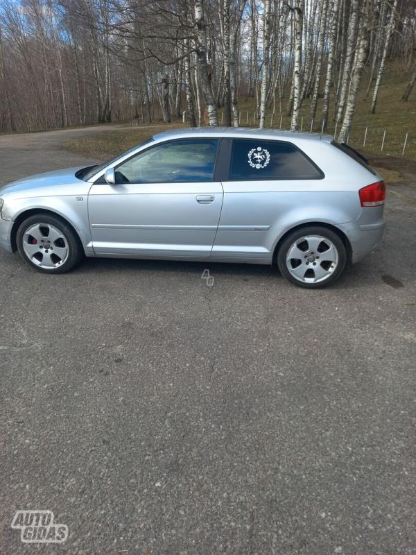 Grey Audi A3 2005 in Plunge, with an engine capacity of 19.00 L and mileage of 336 thousand km for 980 €, photo 5 on AUTOMOTO.COM.LV