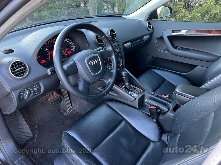Grey Audi A3 2005 in Tallinn, with an engine capacity of 1.60 L and mileage of 198 thousand km for 2490 €, photo 13 on AUTOMOTO.COM.LV