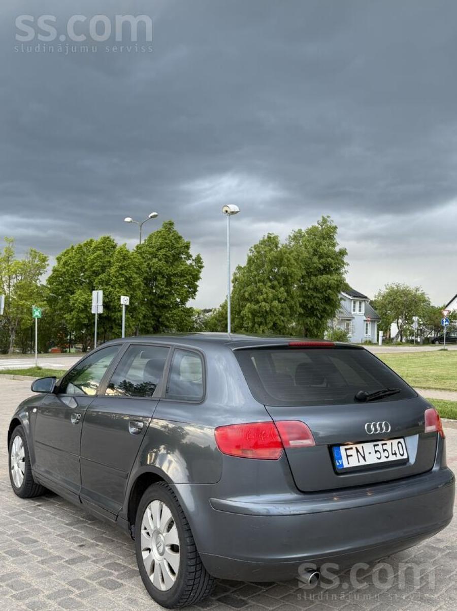Pelēks Audi A3 2005 Cēsis, ar dzinēja tilpumu 1.60 L un nobraukumu 274 tūkst. km par 2300 €, foto 5 vietnē AUTOMOTO.COM.LV