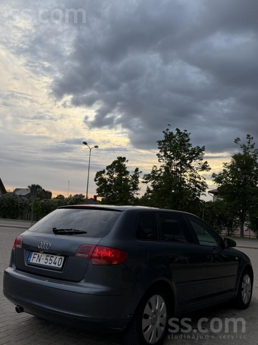 Pelēks Audi A3 2005 Cēsis, ar dzinēja tilpumu 1.60 L un nobraukumu 274 tūkst. km par 2300 €, foto 6 vietnē AUTOMOTO.COM.LV