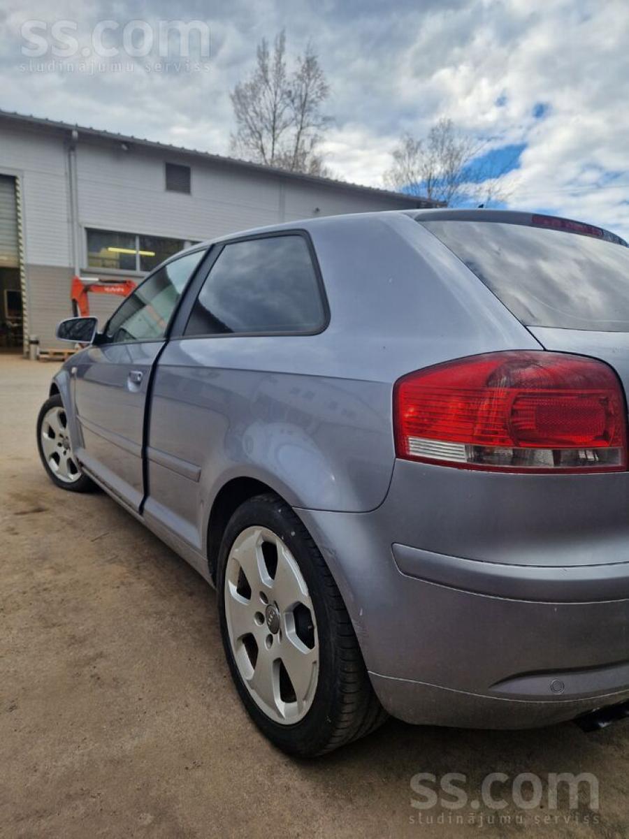 Grey Audi A3 2005 in Riga, with an engine capacity of 2.00 L and mileage of 370 thousand km for 2250 €, photo 4 on AUTOMOTO.COM.LV