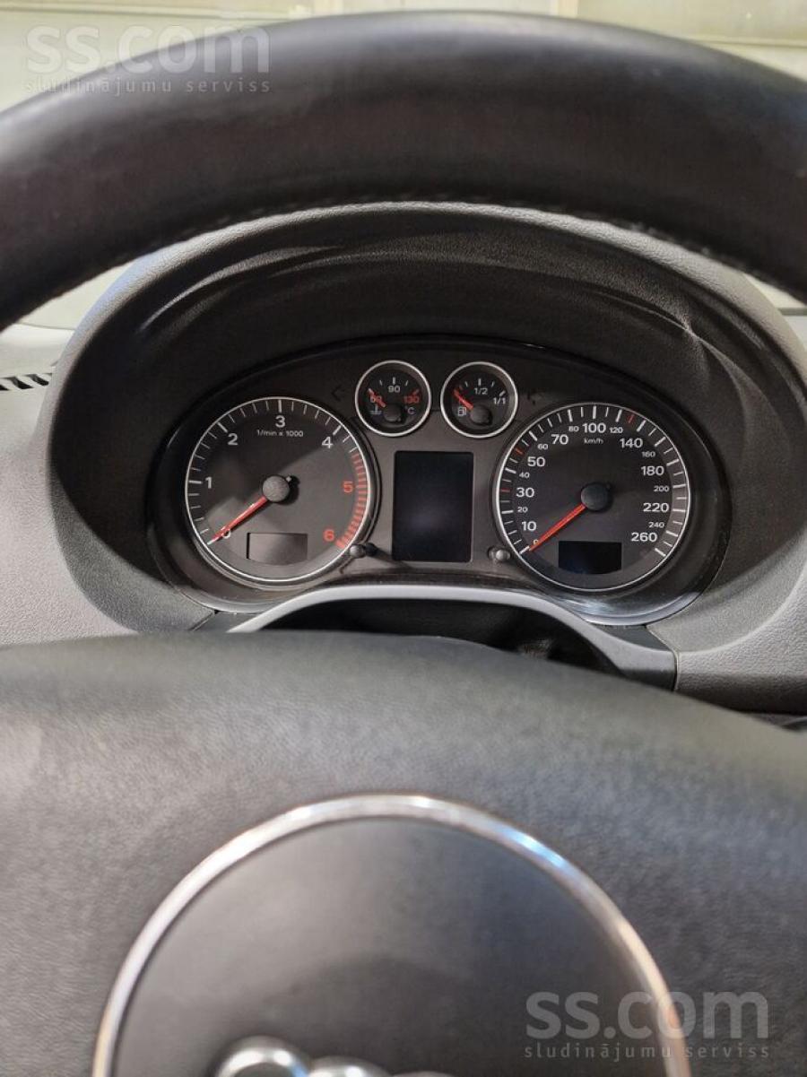 Grey Audi A3 2005 in Riga, with an engine capacity of 2.00 L and mileage of 370 thousand km for 2250 €, photo 10 on AUTOMOTO.COM.LV