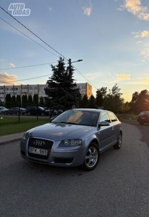 Серый Ауди А3 2005 в Вильнюс, объемом двигателя 1.60 л и пробегом 180 тыс. км за 2000 €, фото  на AUTOMOTO.COM.LV