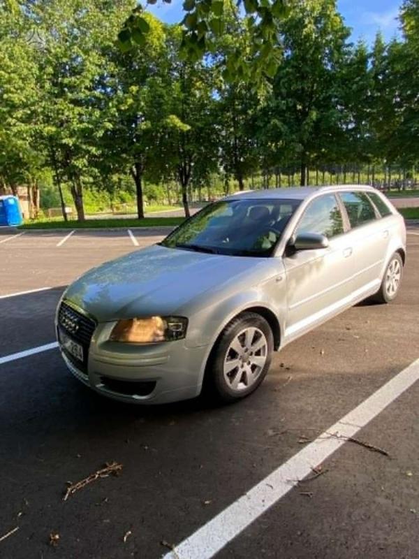 Grey Audi A3 2005 in Plunge, with an engine capacity of 1.60 L and mileage of 319 thousand km for 2700 €, photo 3 on AUTOMOTO.COM.LV