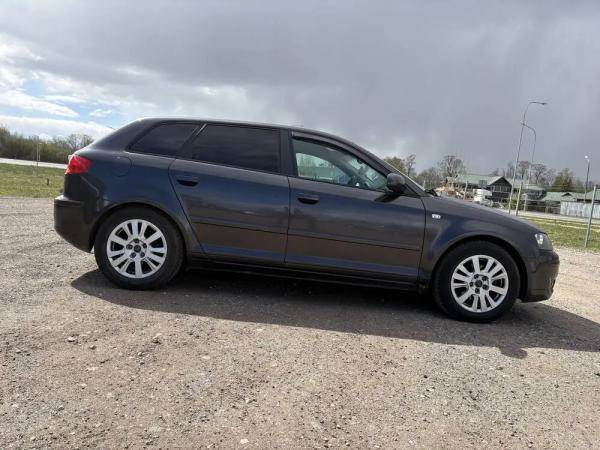 Pelēks Audi A3 2005 Daugavpils, ar dzinēja tilpumu 2.00 L un nobraukumu 292 tūkst. km par 3650 €, foto 6 vietnē AUTOMOTO.COM.LV