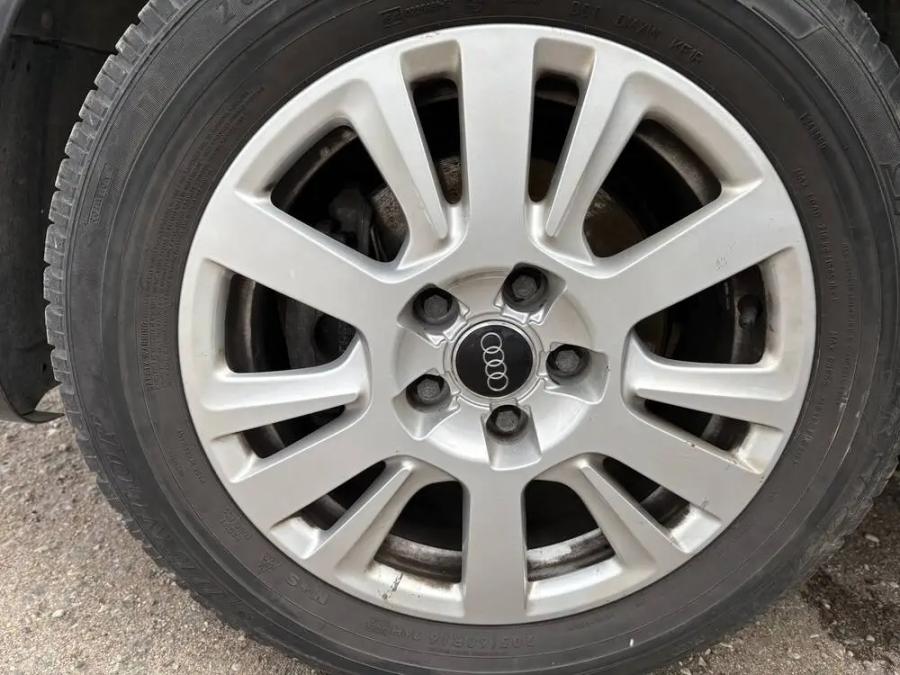 Pelēks Audi A3 2005 Daugavpils, ar dzinēja tilpumu 2.00 L un nobraukumu 292 tūkst. km par 3650 €, foto 29 vietnē AUTOMOTO.COM.LV