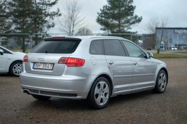 Grey Audi A3 2005 in Liepaja, with an engine capacity of 2.00 L and mileage of 377 thousand km for 3150 €, photo 4 on AUTOMOTO.COM.LV
