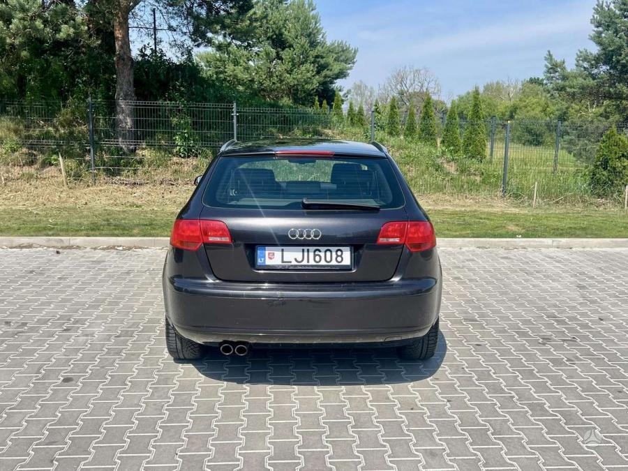 Pelēks Audi A3 2005 Viļņa, ar dzinēja tilpumu 1.98 L un nobraukumu 210 tūkst. km par 2550 €, foto 7 vietnē AUTOMOTO.COM.LV