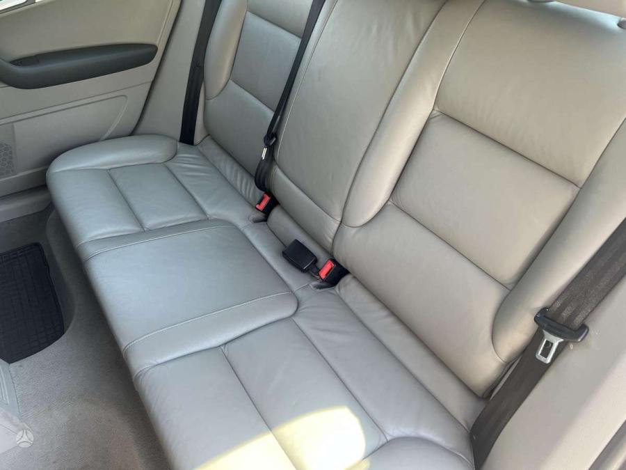 Pelēks Audi A3 2005 Viļņa, ar dzinēja tilpumu 1.98 L un nobraukumu 210 tūkst. km par 2550 €, foto 19 vietnē AUTOMOTO.COM.LV