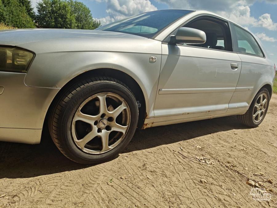Grey Audi A3 2005 in Kaunas, with an engine capacity of 2.00 L and mileage of 257 thousand km for 1100 €, photo 5 on AUTOMOTO.COM.LV