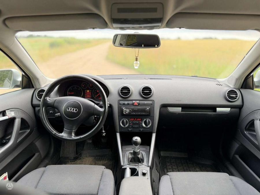 Серый Ауди А3 2005 в Шальчининкай, объемом двигателя 1.97 л и пробегом 302 тыс. км за 1650 €, фото 12 на AUTOMOTO.COM.LV