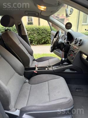 Pelēks Audi A3 2005 Rīga, ar dzinēja tilpumu 1.60 L un nobraukumu 226 tūkst. km par 4000 €, foto 14 vietnē AUTOMOTO.COM.LV