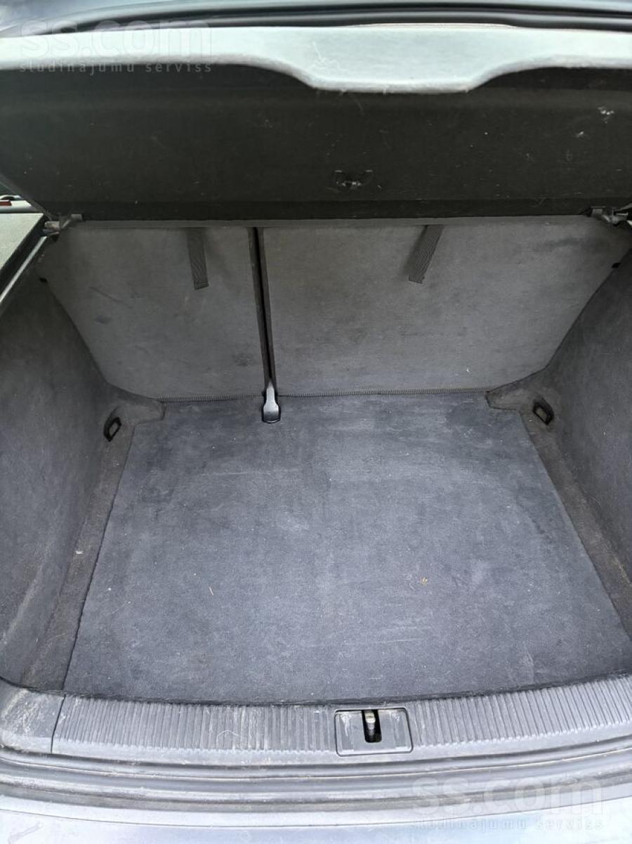 Pelēks Audi A3 2005 Rīga, ar dzinēja tilpumu 1.60 L un nobraukumu 226 tūkst. km par 4000 €, foto 16 vietnē AUTOMOTO.COM.LV