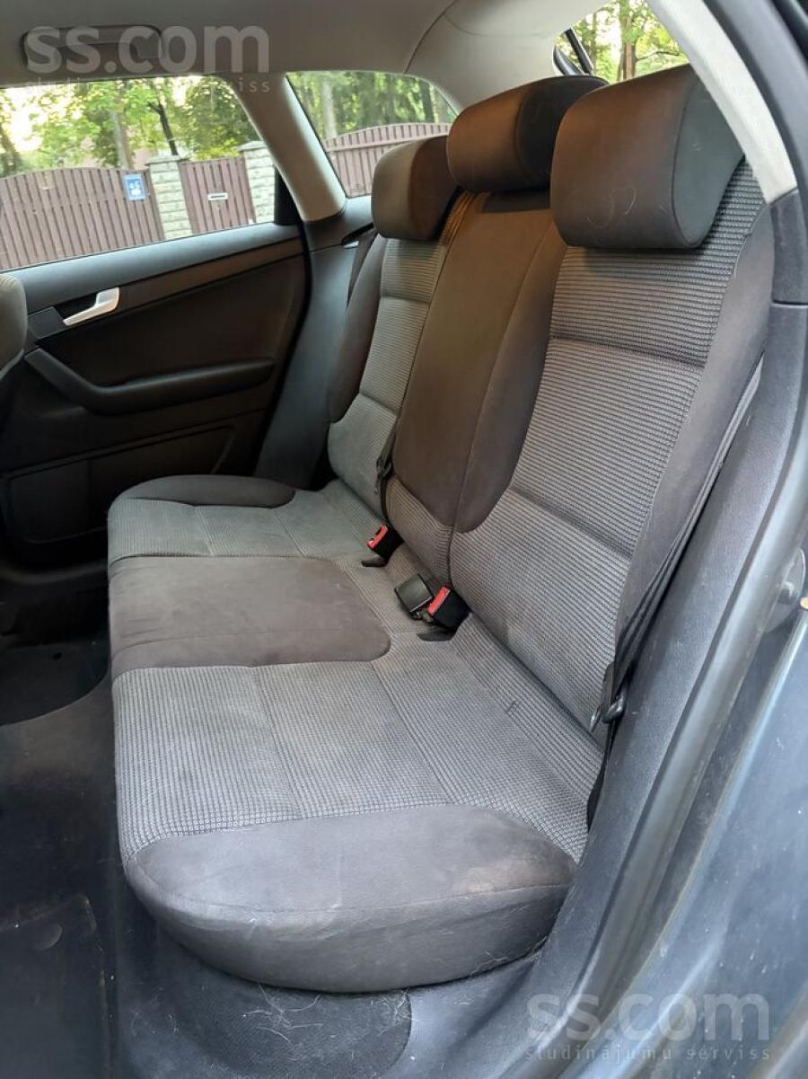 Pelēks Audi A3 2005 Rīga, ar dzinēja tilpumu 1.60 L un nobraukumu 226 tūkst. km par 4000 €, foto 19 vietnē AUTOMOTO.COM.LV