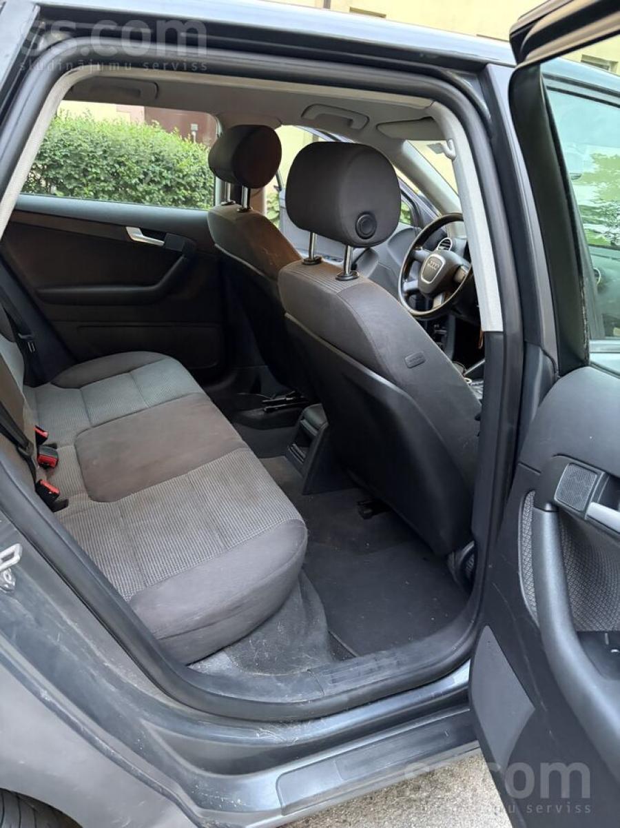 Pelēks Audi A3 2005 Rīga, ar dzinēja tilpumu 1.60 L un nobraukumu 226 tūkst. km par 4000 €, foto 21 vietnē AUTOMOTO.COM.LV