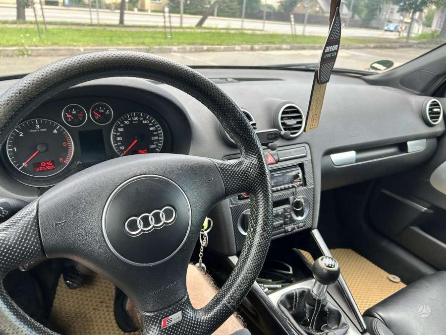 Pelēks Audi A3 2005 Šauļi, ar dzinēja tilpumu 0.00 L un nobraukumu 291 tūkst. km par 900 €, foto 8 vietnē AUTOMOTO.COM.LV