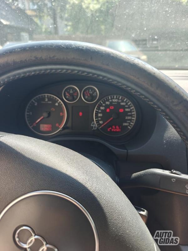 Pelēks Audi A3 2005 Viļņa, ar dzinēja tilpumu 1.90 L un nobraukumu 342 tūkst. km par 999 €, foto 6 vietnē AUTOMOTO.COM.LV