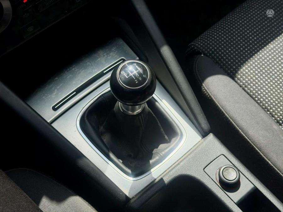 Pelēks Audi A3 2005 Viļņa, ar dzinēja tilpumu 1.97 L un nobraukumu 228 tūkst. km par 1650 €, foto 18 vietnē AUTOMOTO.COM.LV