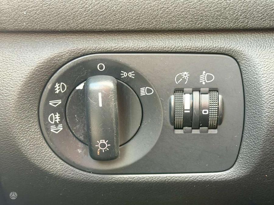 Pelēks Audi A3 2005 Viļņa, ar dzinēja tilpumu 1.97 L un nobraukumu 228 tūkst. km par 1650 €, foto 20 vietnē AUTOMOTO.COM.LV