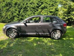 Grey Audi A3 2005 in Raseiniai, with an engine capacity of 2.00 L and mileage of 366 thousand km for 850 €, photo 4 on AUTOMOTO.COM.LV