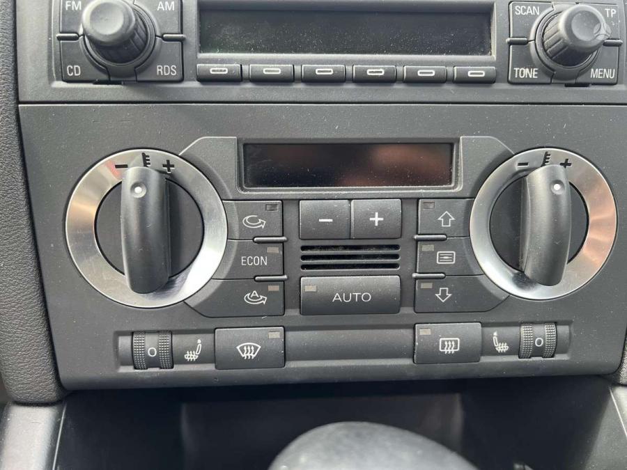 Pelēks Audi A3 2005 Viļņa, ar dzinēja tilpumu 1.98 L un nobraukumu 210 tūkst. km par 2550 €, foto 18 vietnē AUTOMOTO.COM.LV