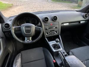 Grey Audi A3 2005 in Riga, with an engine capacity of 2.00 L and mileage of 301 thousand km for 2800 €, photo 10 on AUTOMOTO.COM.LV