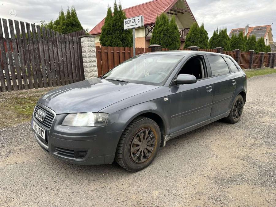 Grey Audi A3 2005 in Vievis, with an engine capacity of 1.97 L and mileage of 300 thousand km for 750 €, photo 1 on AUTOMOTO.COM.LV