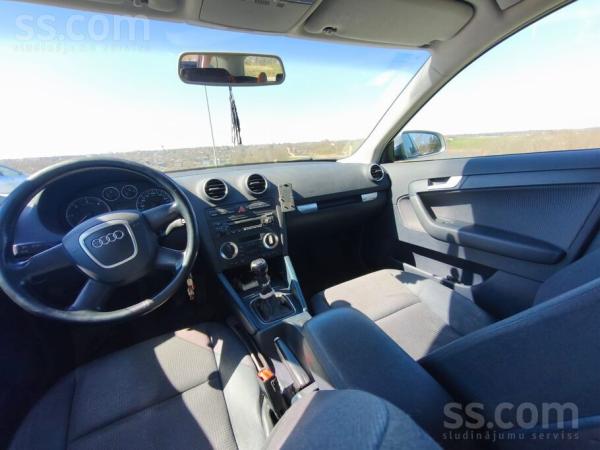 Серый Ауди А3 2005 в Салдус, объемом двигателя 2.00 л и пробегом 384 тыс. км за 2100 €, фото 7 на AUTOMOTO.COM.LV
