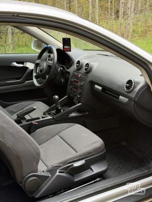 Pelēks Audi A3 2005 Vievis, ar dzinēja tilpumu 2.00 L un nobraukumu 470 tūkst. km par 950 €, foto 9 vietnē AUTOMOTO.COM.LV