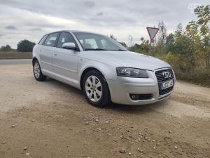 Grey Audi A3 2005 in Vilnius, with an engine capacity of 2.00 L and mileage of 308 thousand km for 1150 €, photo 4 on AUTOMOTO.COM.LV