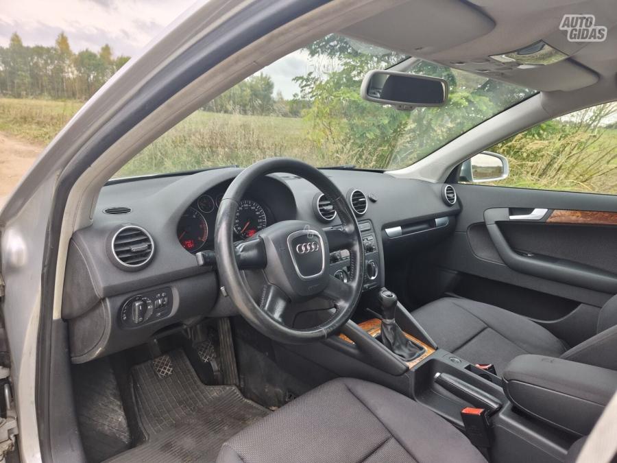 Grey Audi A3 2005 in Vilnius, with an engine capacity of 2.00 L and mileage of 308 thousand km for 1150 €, photo 9 on AUTOMOTO.COM.LV