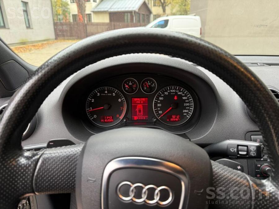 Серый Ауди А3 2005 в Рига, объемом двигателя 2.00 л и пробегом 229 тыс. км за 2300 €, фото 11 на AUTOMOTO.COM.LV