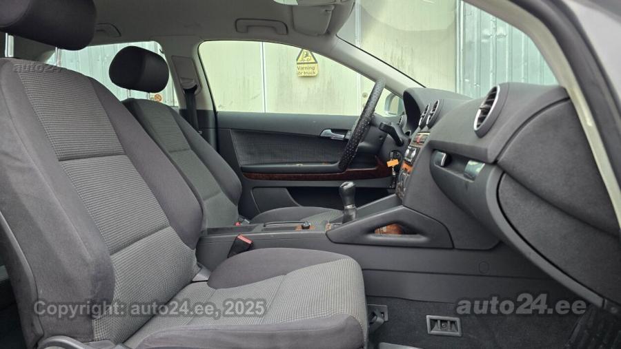 Pelēks Audi A3 2006 Tartu, ar dzinēja tilpumu 1.90 L un nobraukumu 241 tūkst. km par 2490 €, foto 7 vietnē AUTOMOTO.COM.LV