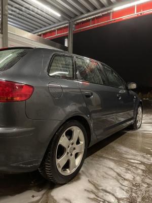 Grey Audi A3 2006 in Gulbene, with an engine capacity of 2.00 L and mileage of 261 thousand km for 3180 €, photo 4 on AUTOMOTO.COM.LV