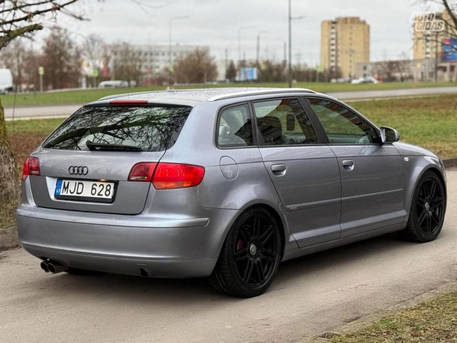 Grey Audi A3 2006 in Kaunas, with an engine capacity of 2.00 L and mileage of 250 thousand km for 3000 €, photo 4 on AUTOMOTO.COM.LV