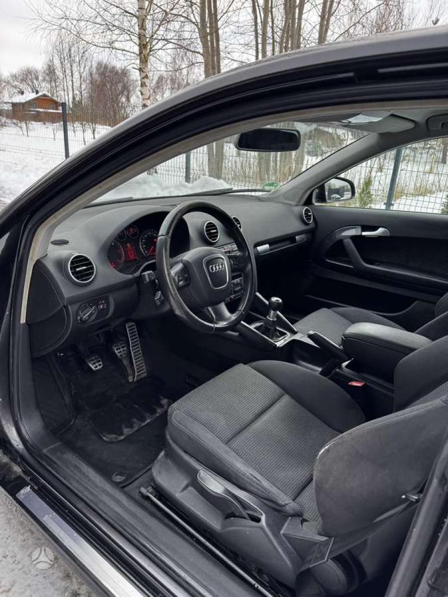 Pelēks Audi A3 2006 Kauņa, ar dzinēja tilpumu 1.97 L un nobraukumu 348 tūkst. km par 1700 €, foto 20 vietnē AUTOMOTO.COM.LV