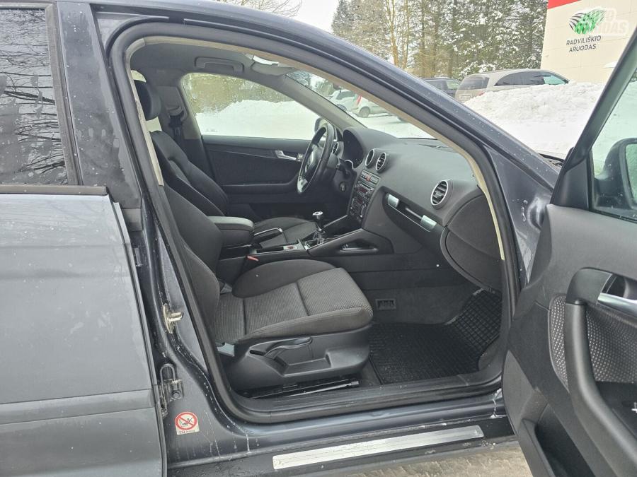 Pelēks Audi A3 2006 Radviliškis, ar dzinēja tilpumu 2.00 L un nobraukumu 353 tūkst. km par 2100 €, foto 16 vietnē AUTOMOTO.COM.LV