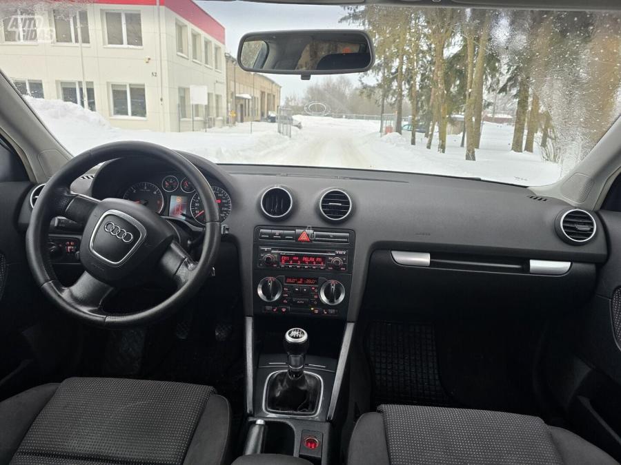 Pelēks Audi A3 2006 Radviliškis, ar dzinēja tilpumu 2.00 L un nobraukumu 353 tūkst. km par 2100 €, foto 20 vietnē AUTOMOTO.COM.LV