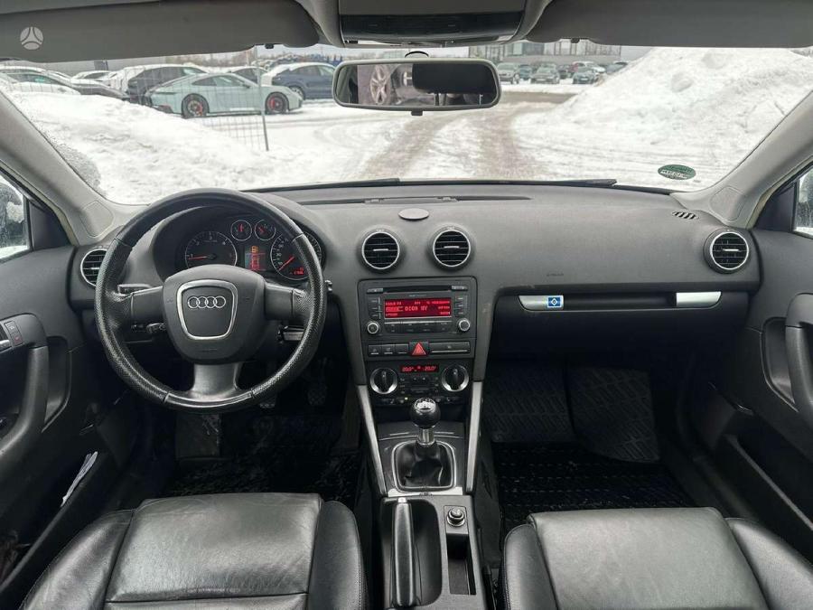 Grey Audi A3 2006 in Vilnius, with an engine capacity of 2.00 L and mileage of 315 thousand km for 3900 €, photo 8 on AUTOMOTO.COM.LV