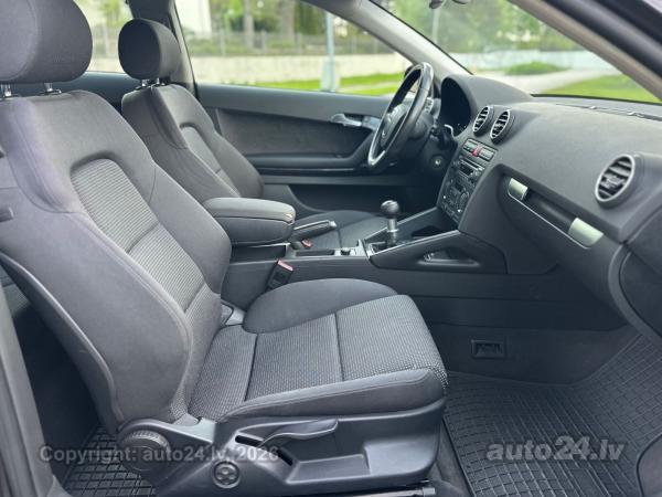 Pelēks Audi A3 2006 Tallina, ar dzinēja tilpumu 2.00 L un nobraukumu 362 tūkst. km par 2890 €, foto 8 vietnē AUTOMOTO.COM.LV