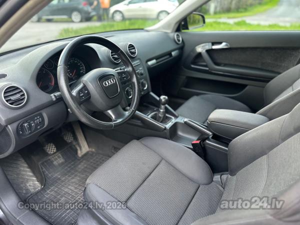 Pelēks Audi A3 2006 Tallina, ar dzinēja tilpumu 2.00 L un nobraukumu 362 tūkst. km par 2890 €, foto 9 vietnē AUTOMOTO.COM.LV