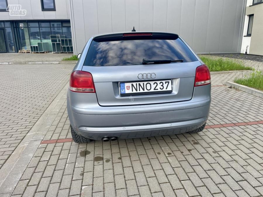 Pelēks Audi A3 2006 Viļņa, ar dzinēja tilpumu 2.00 L un nobraukumu 287 tūkst. km par 2500 €, foto 9 vietnē AUTOMOTO.COM.LV