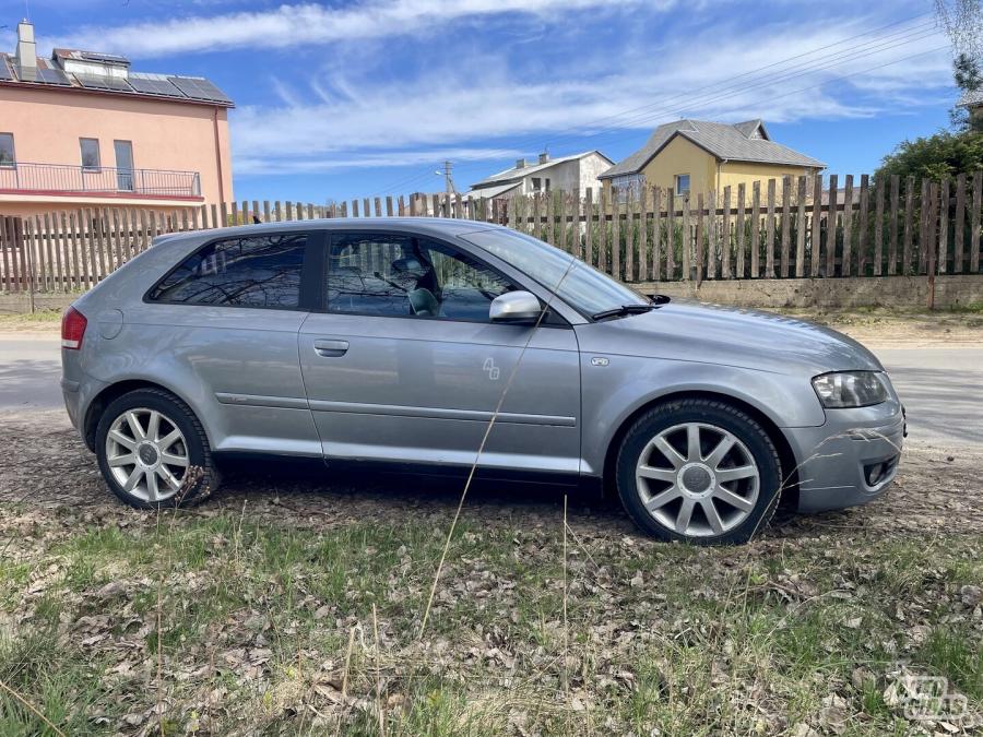 Grey Audi A3 2006 in Vilnius, with an engine capacity of 2.00 L and mileage of 287 thousand km for 2300 €, photo 9 on AUTOMOTO.COM.LV